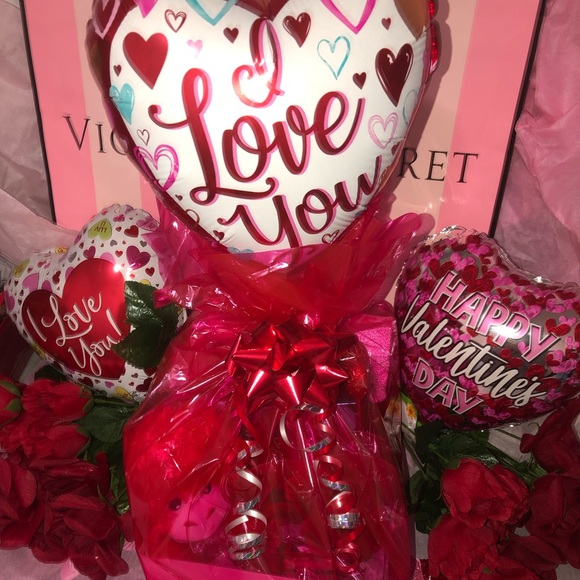 Victoria's Secret | Accessories | Victorias Secret Valentines Gift ...